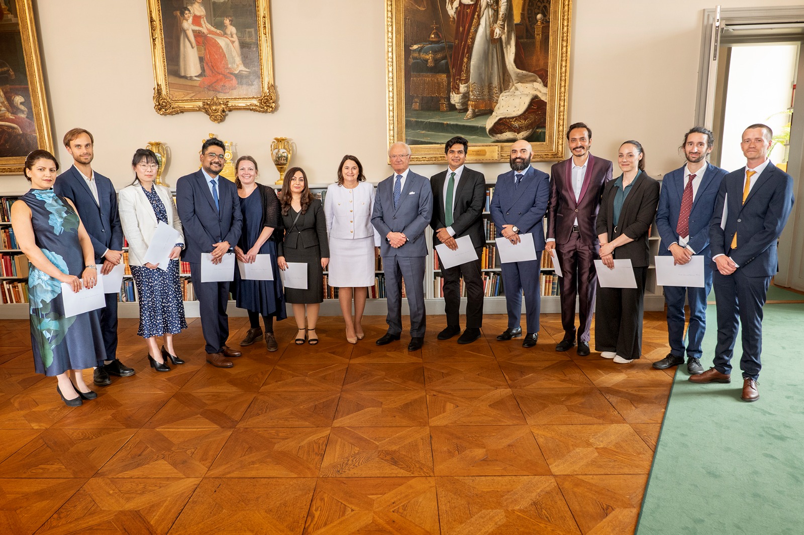 The King of Sweden received the RCGI CCU director Professor Liane Rossi ...